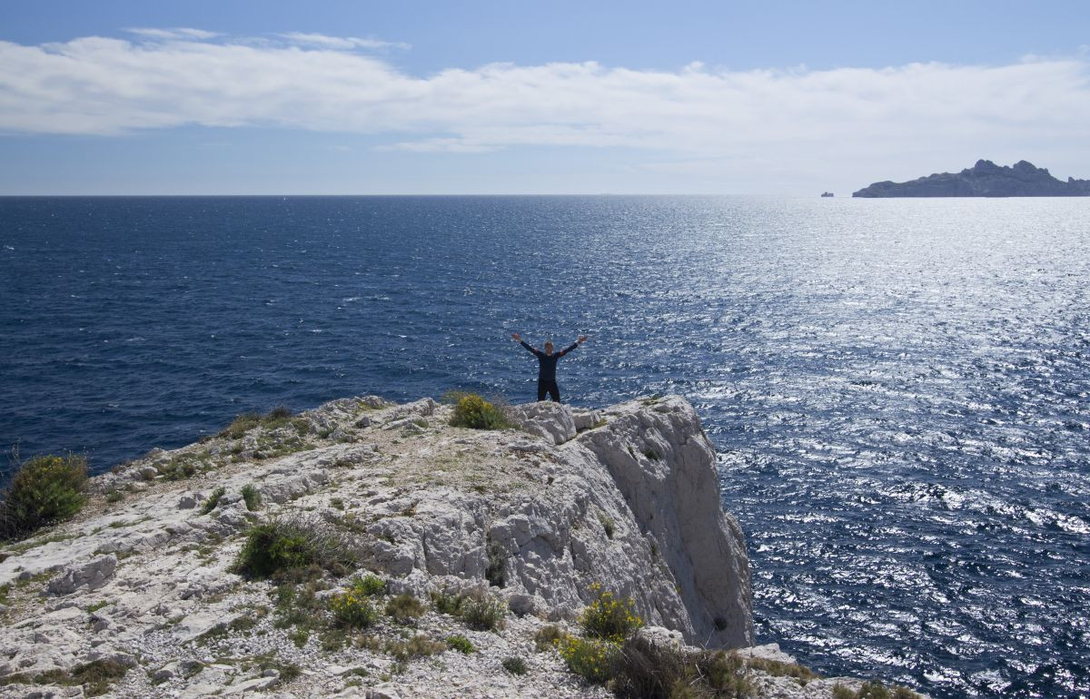 La Grotte de l’Os, la Crête et la Calanque de Morgiou – Voyage Hors Saison