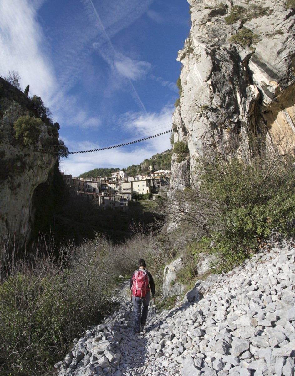 Randonnée de la gare Ste. Thècle à Peillon et à Peille – Voyage Hors Saison