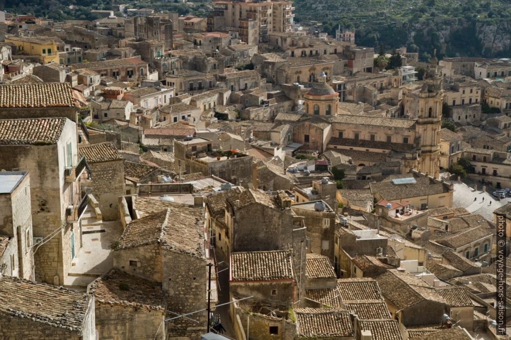 La ville de Modica dans sa vallée – Voyage Hors Saison