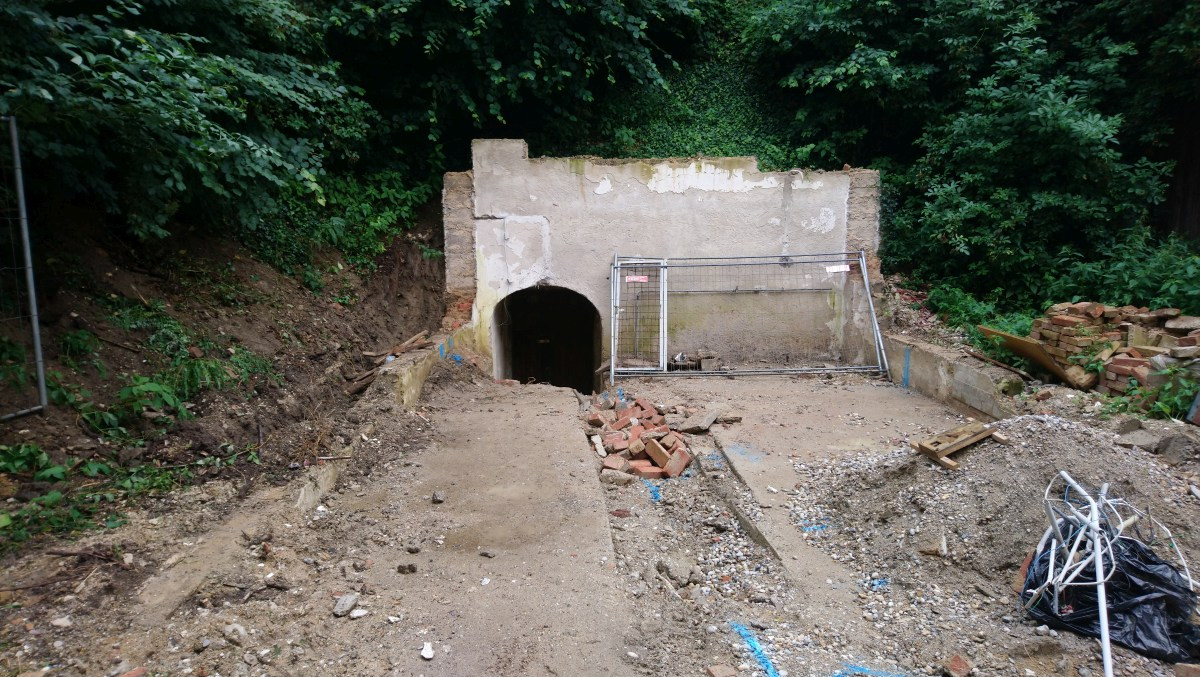 Ruelle de caves à vin Eichberger Kellergasse – Voyage Hors Saison