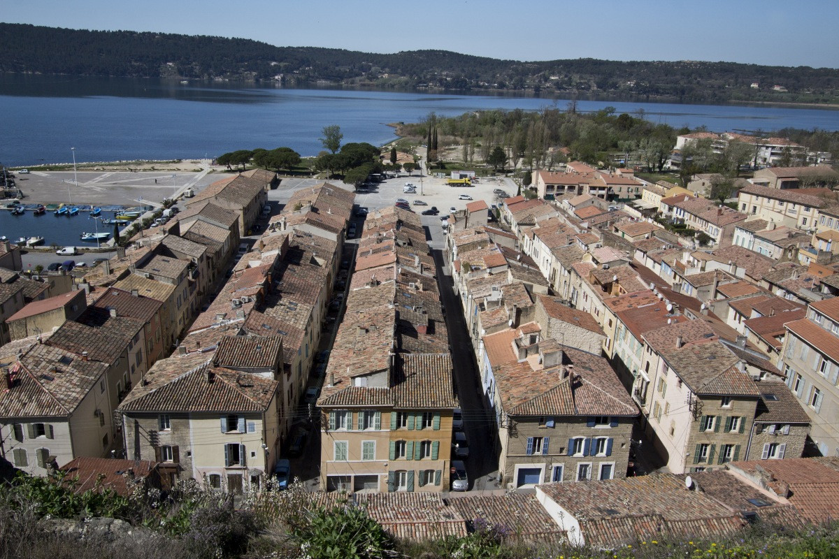 Saint-Chamas et son aqueduc – Voyage Hors Saison