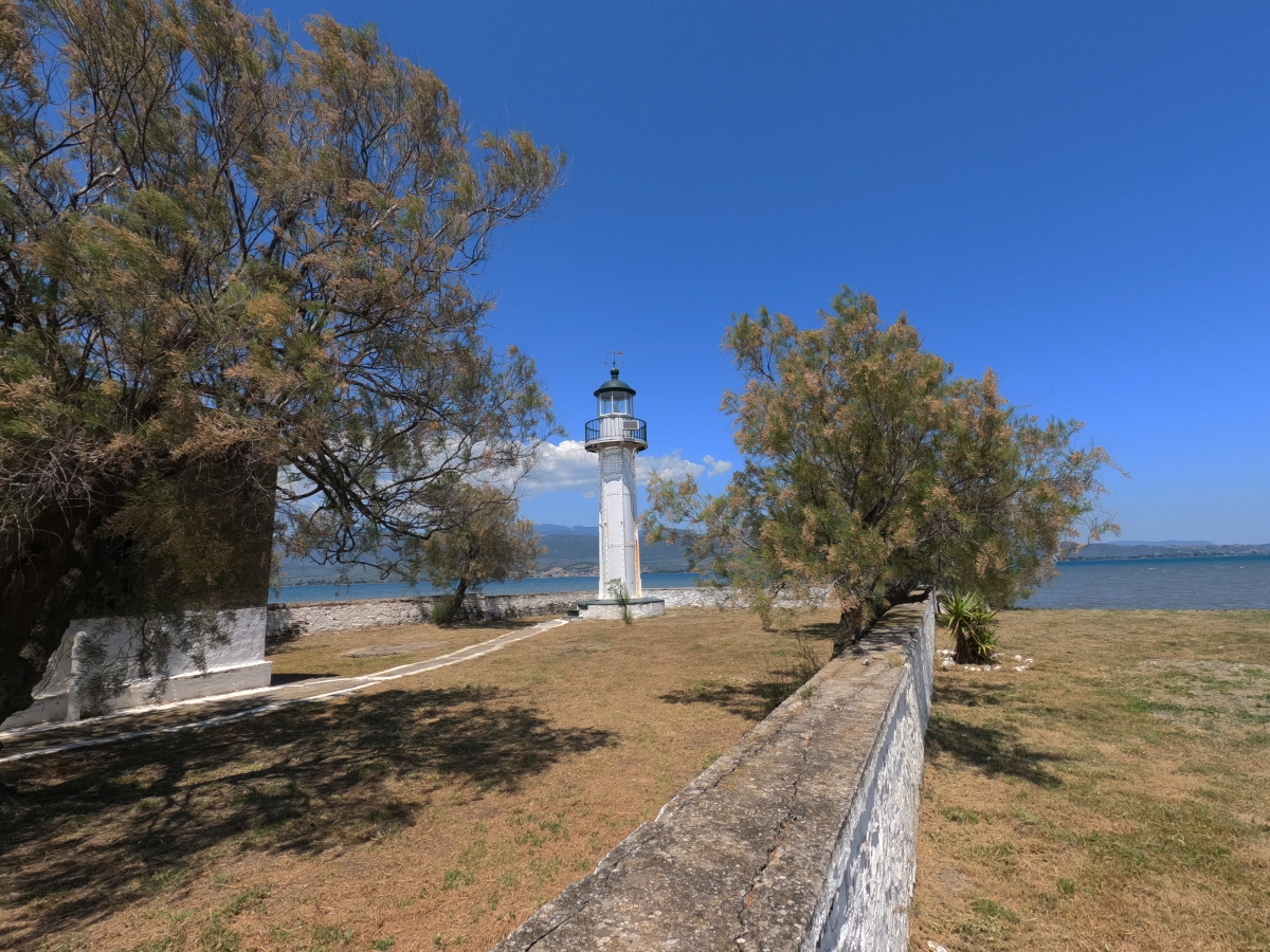 Le phare du Cap Anteros – Voyage Hors Saison