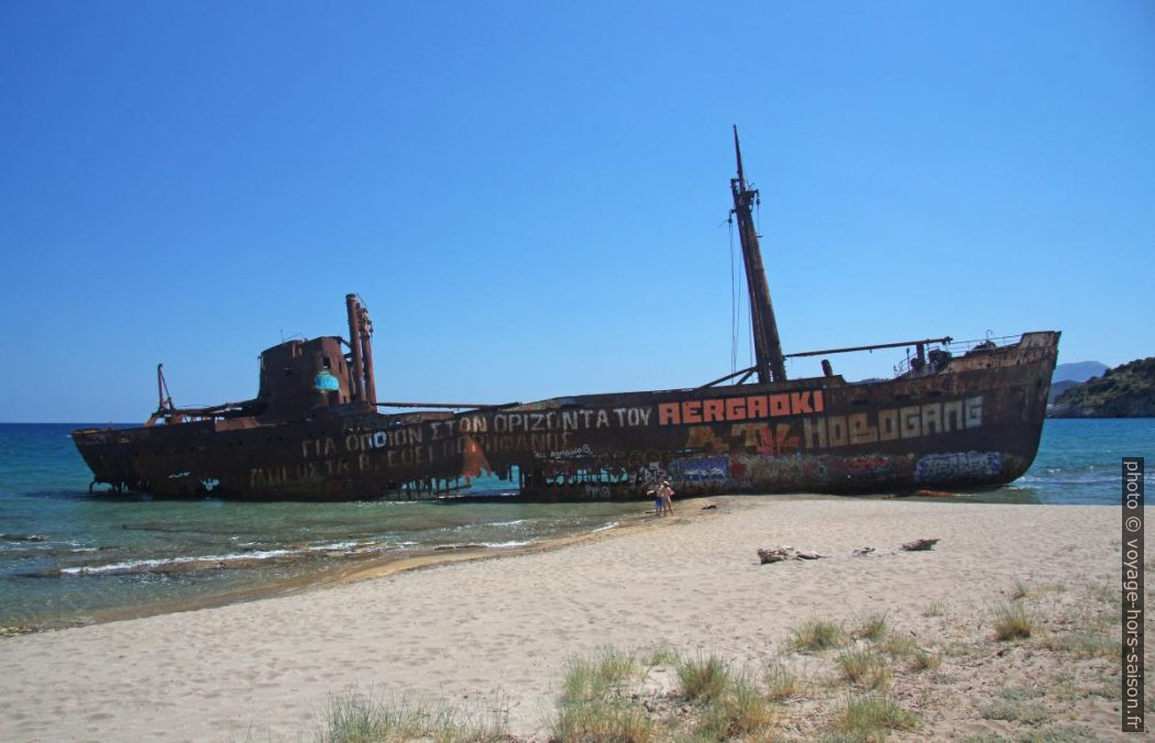 L’épave du navire Dimitrios – Voyage Hors Saison