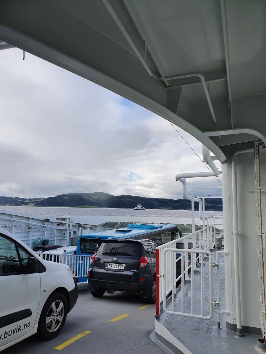 Passage en ferry de Flakk à Rørvik – Voyage Hors Saison