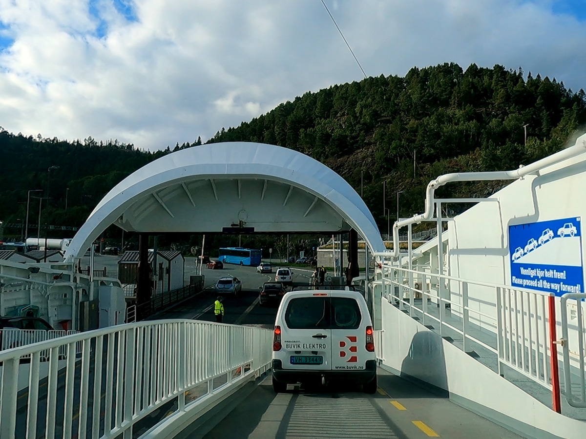 Passage en ferry de Flakk à Rørvik – Voyage Hors Saison